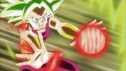 「悟空 VS ケフラ!超サイヤ人ブルー敗れる!?」の場面写真。