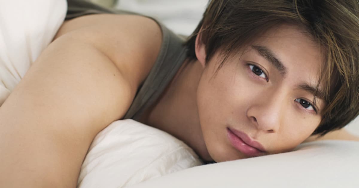 平野紫耀がananの睡眠LOVE特集に登場、撮影中に思わず寝たグラビア12Pも - 映画ナタリー