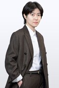 シム・ウンギョン演じる倉木セナ。