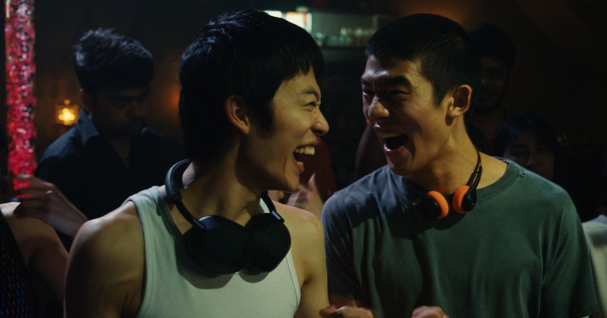 濱口竜介「登場人物たちが自分の中を生きている」、空音央の監督作「HAPPYEND」本予告（本予告あり / コメントあり） - 映画ナタリー