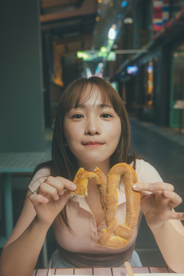 「川栄李奈1st写真集 youphoria」より - 川栄李奈のファースト写真集「youphoria」8月発売、夏のメルボルンでオフを楽しむ [画像ギャラリー 5/6] - 映画ナタリー