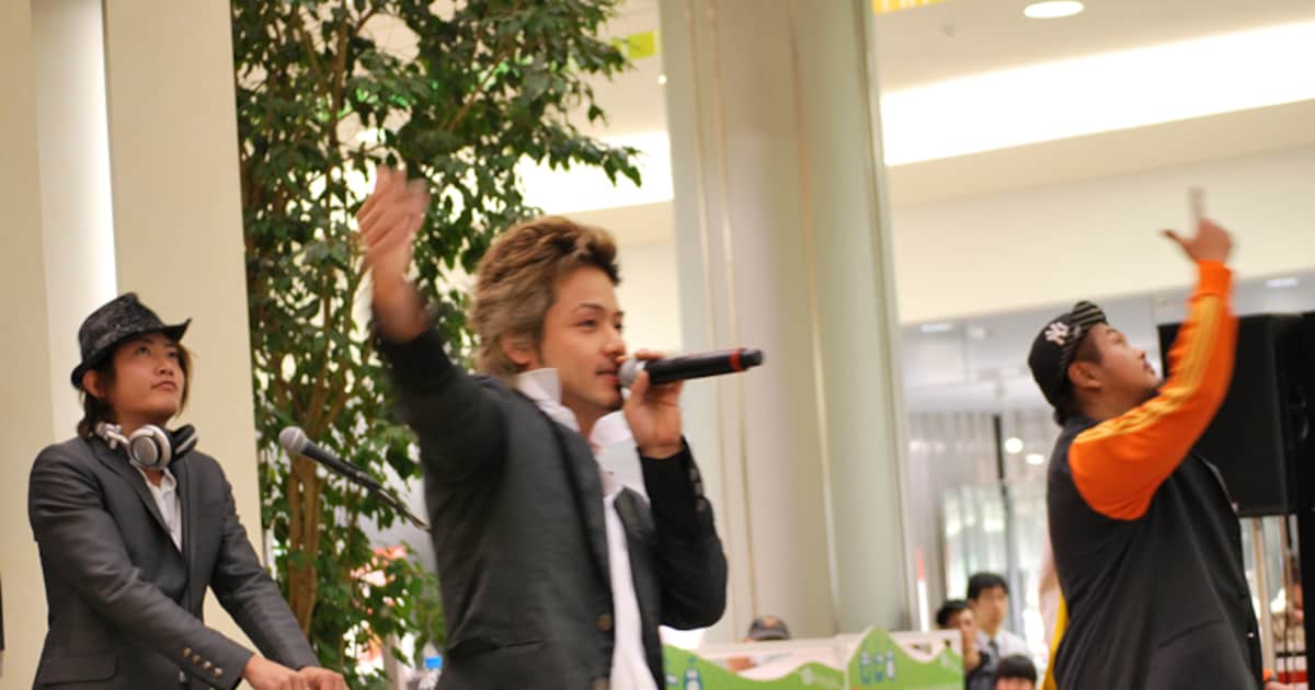 CLIFF EDGEレコ発イベントで1000人を前に熱唱 - 音楽ナタリー