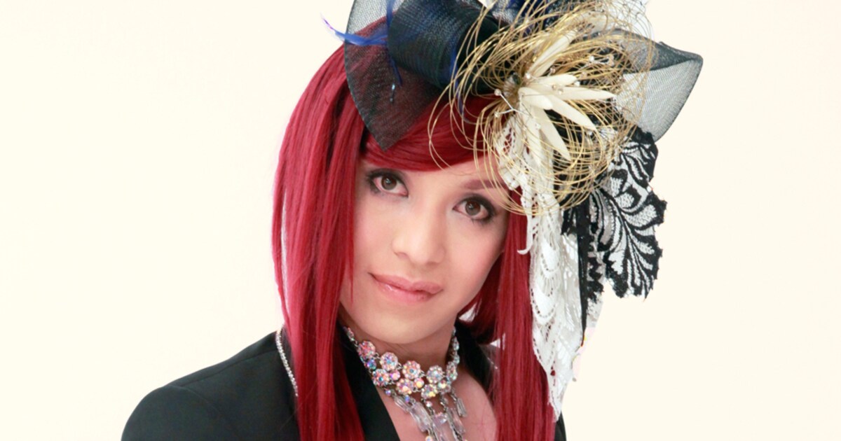 メガマソ×IZAM「すみれSeptember Love」PVで絢爛コラボ - 音楽ナタリー