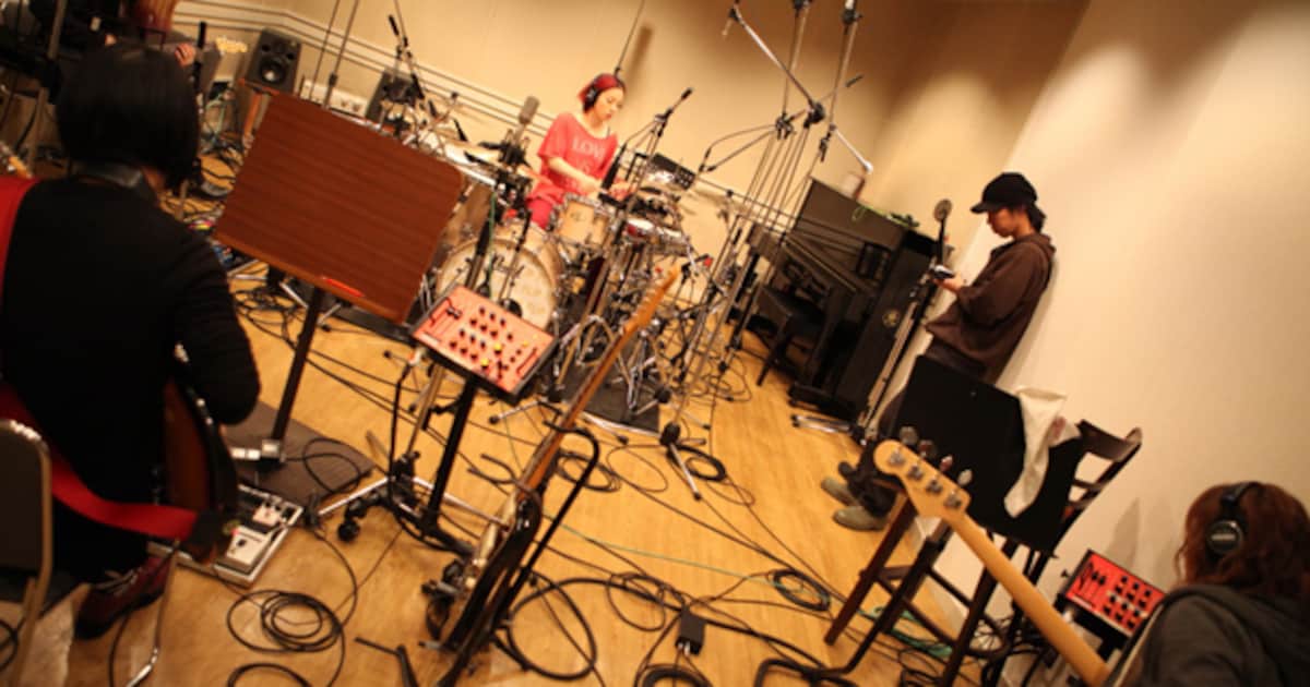 FLiP待望の新アルバムに迫るインタビュー＆潜入レポ - 音楽ナタリー