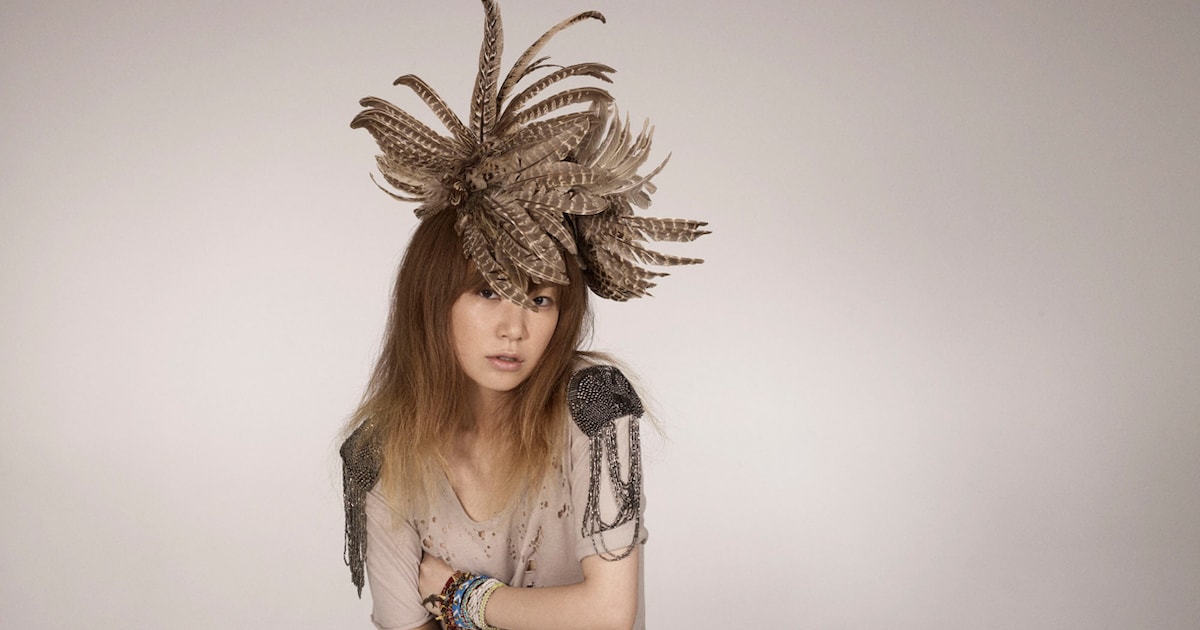 YUKI、4カ月連続リリース！第1弾はカップリング曲集 - 音楽ナタリー