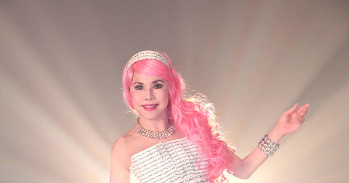 JAMOSA新曲PV、デヴィ夫人がピンク髪の歌姫になって熱唱 - 音楽ナタリー