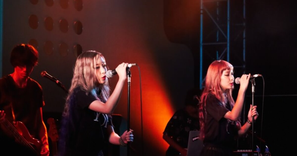 PVフル公開！AMIAYAが陰と陽を描く両A面シングル - 音楽ナタリー