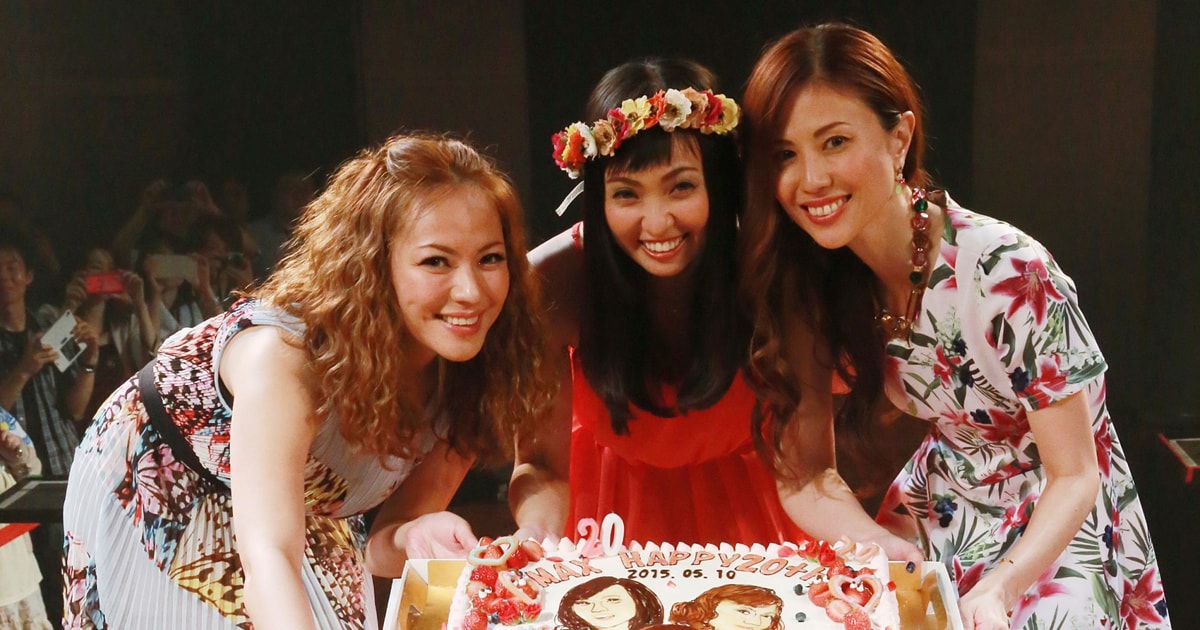 MAX 20周年記念日にデビュー曲フル歌唱、REINA＆AKIの手紙に感涙 - 音楽ナタリー