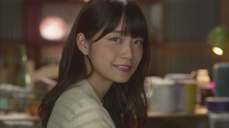 乃木坂46「強がる蕾」のミュージックビデオのワンシーン。 乃木坂46、深川麻衣ソロ曲&アンダー曲mv期間限定で同時公開 [画像ギャラリー