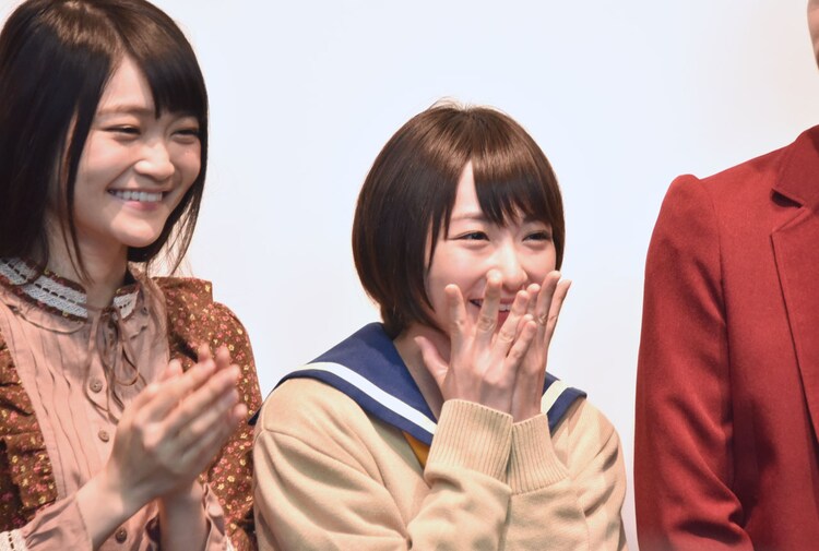 左から石森虹花(欅坂46)、生駒里奈(乃木坂46)。 乃木坂46生駒「キュンとしました」主演映画に欅坂46石森が出演 [画像・動画