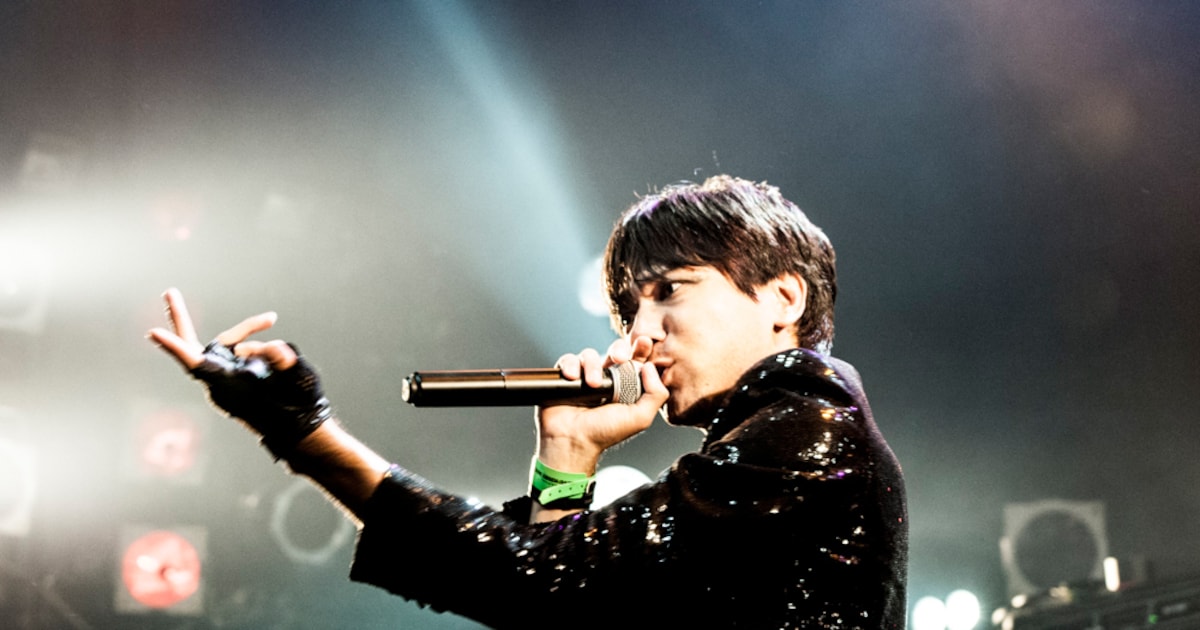 DEATHRO新曲「SLEEPLESS」MV、氷室京介ら撮影した半沢克夫が参加（動画あり / コメントあり） - 音楽ナタリー