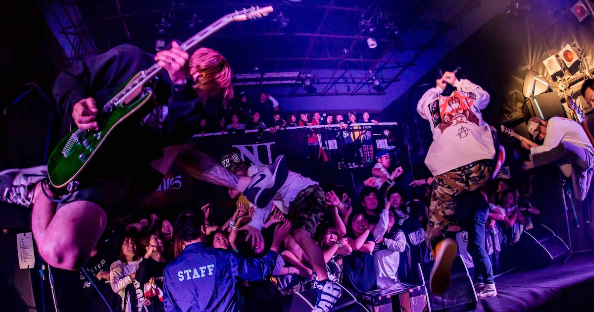 SHADOWS、ライブ会場限定発売の新アルバム収録曲3曲を無料配信 - 音楽ナタリー