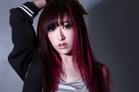 R!N脱退のAldious、ゲストボーカリスト大山まきを迎えツアー再始動 - 音楽ナタリー