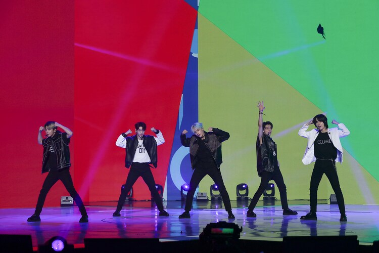 Tomorrow X Together P And C Bighit Music Tomorrow X Together初の単独コンサートに
