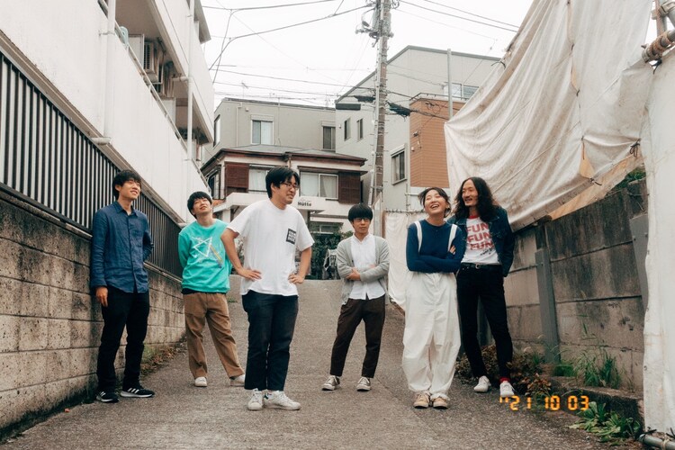 Boyish - Boyishが雨をモチーフにしたコンセプトアルバム発表 [画像・動画ギャラリー 1/3] - 音楽ナタリー