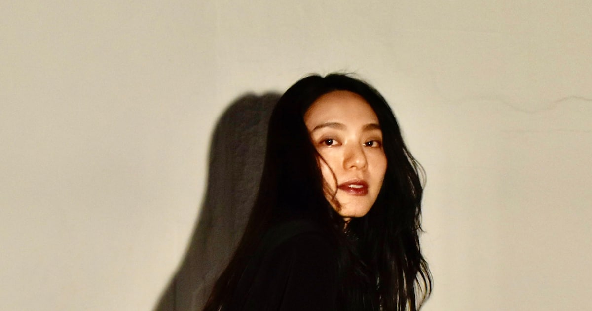 Cocco「強く儚い者たち」発売から今年で25年、新たなMVを今夜プレミア公開 - 音楽ナタリー