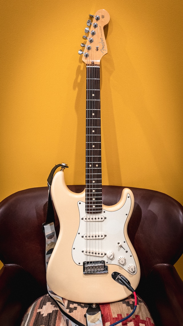 Gyoshi（Klang Ruler）の愛用ギター「Fender USA Stratocaster American Standard ...