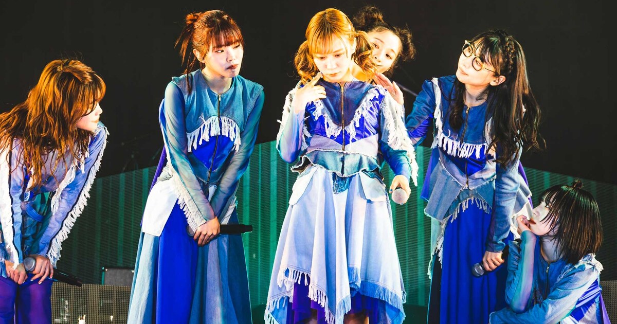 BiSH（撮影：青木カズロー / Jon… / 夏目圭一郎） [画像・動画ギャラリー 3/10] - 音楽ナタリー