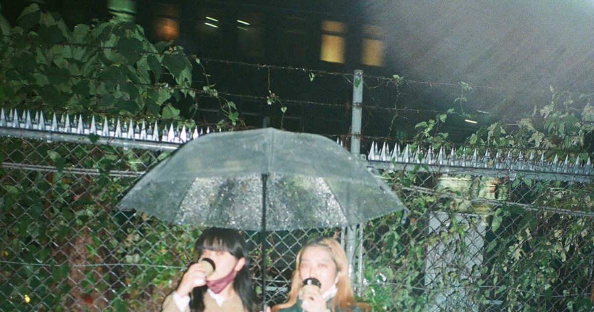 LIGHTERSからEmi Sakumaが脱退、11月16日に現体制最後の楽曲「rainy」リリース（コメントあり） - 音楽ナタリー