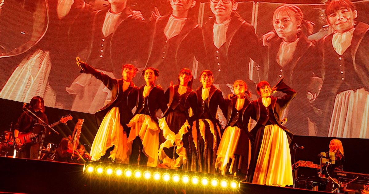 涙あり笑いあり「世界で一番綺麗なBiSH」でBiSH、オーケストラと共演（ライブレポート / 写真10枚 / 解散日発表MCあり） - 音楽ナタリー