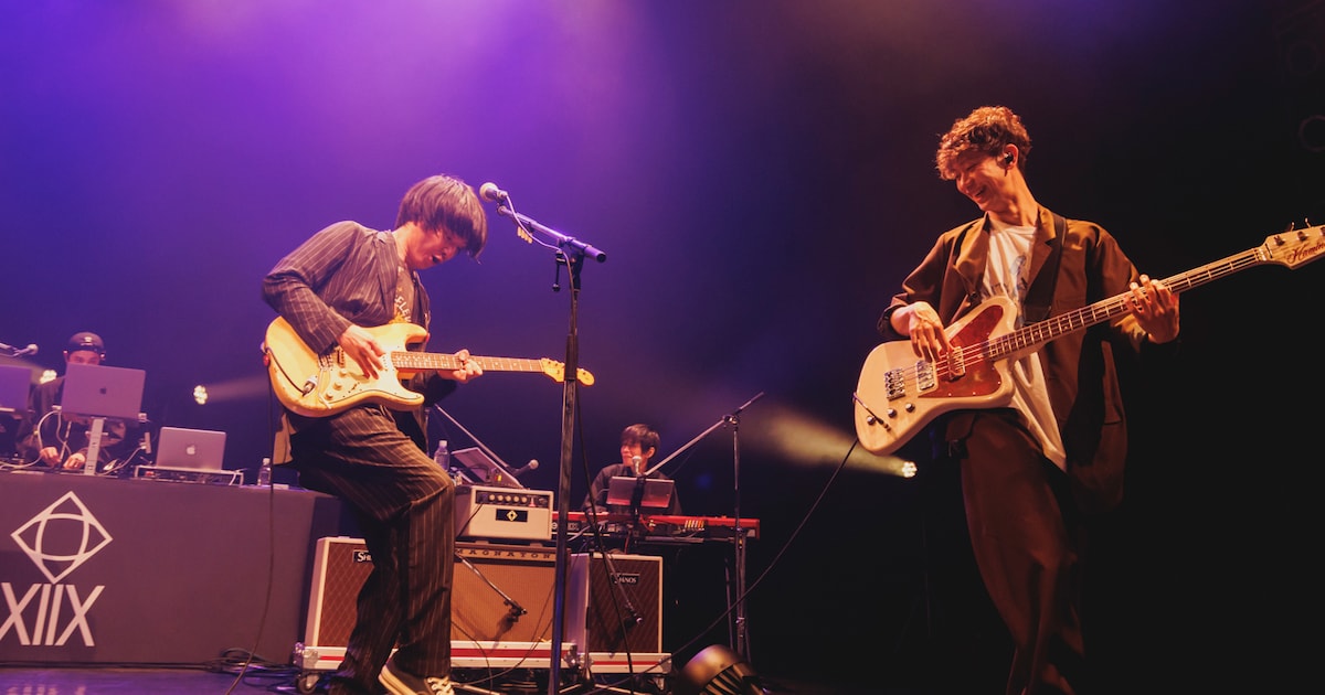 XIIX初対バンライブでKroiと共鳴、オーディエンスに思い届けた春の夜（ライブレポート / 写真10枚） - 音楽ナタリー