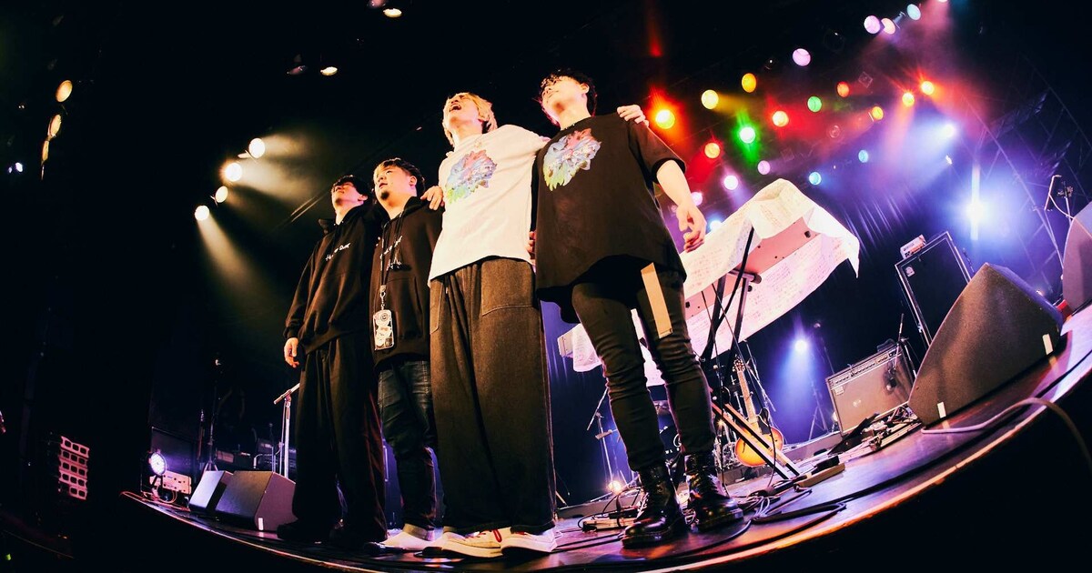 HOWL BE QUIETがリキッドで“卒業式”、13年の歴史に終止符「みんな幸せになれよ！」（ライブレポート / 写真17枚） - 音楽ナタリー