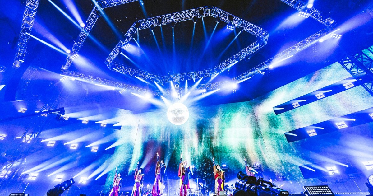 BiSH（Photo by cazrowAoki） [画像・動画ギャラリー 18/19] - 音楽ナタリー