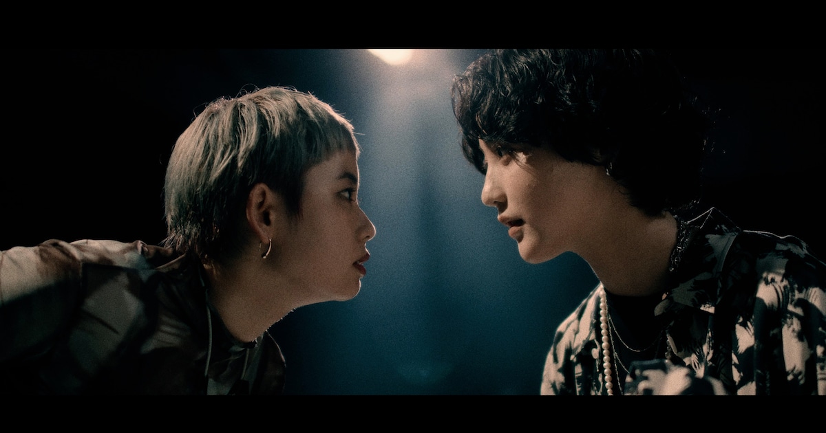 Awkmiu、新曲「Masquerade」ミュージックビデオ公開（動画あり） - 音楽ナタリー