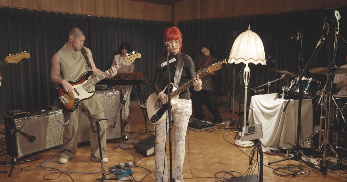 a子、3rd EPより「あたしの全部を愛せない」スタジオライブ映像公開（動画あり） - 音楽ナタリー