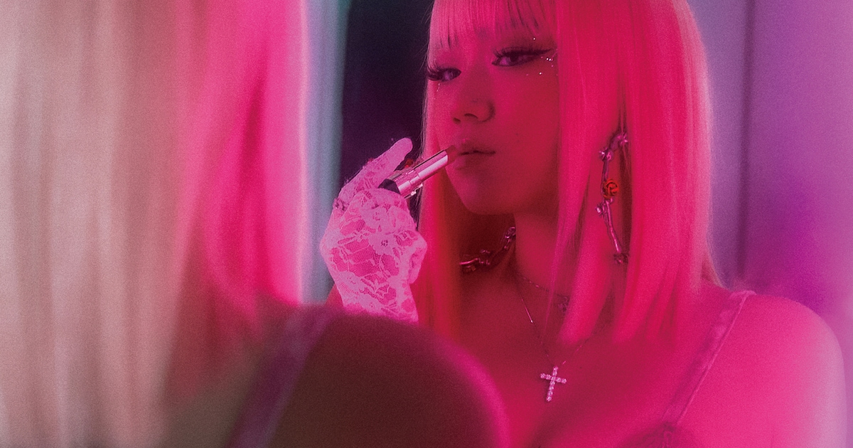 LANAがライブツアー開催、新曲「99」も発表 - 音楽ナタリー