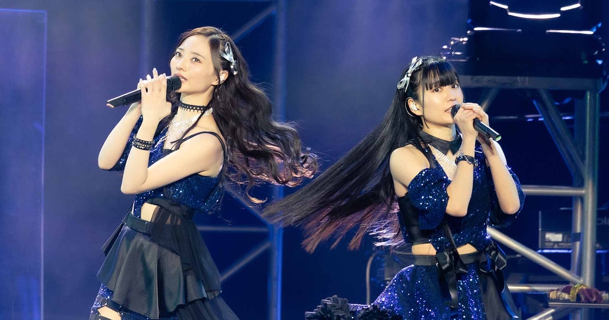 ClariS、2回目の生バンドワンマン「AUTUMN LIVE」クララとカレンも自ら楽器を演奏（ライブレポート / 写真12枚） - 音楽ナタリー