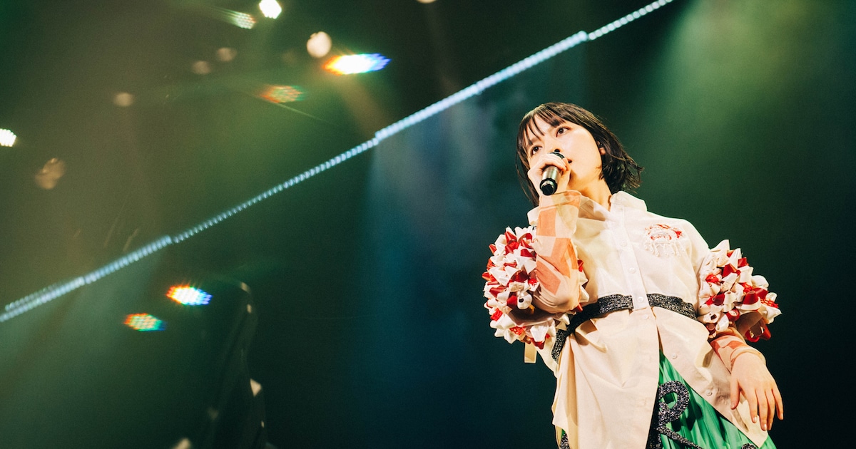 TOMOO、ファンと“光”を送り合った「TWO MOON」ツアー最終公演（ライブレポート / 写真22枚） - 音楽ナタリー