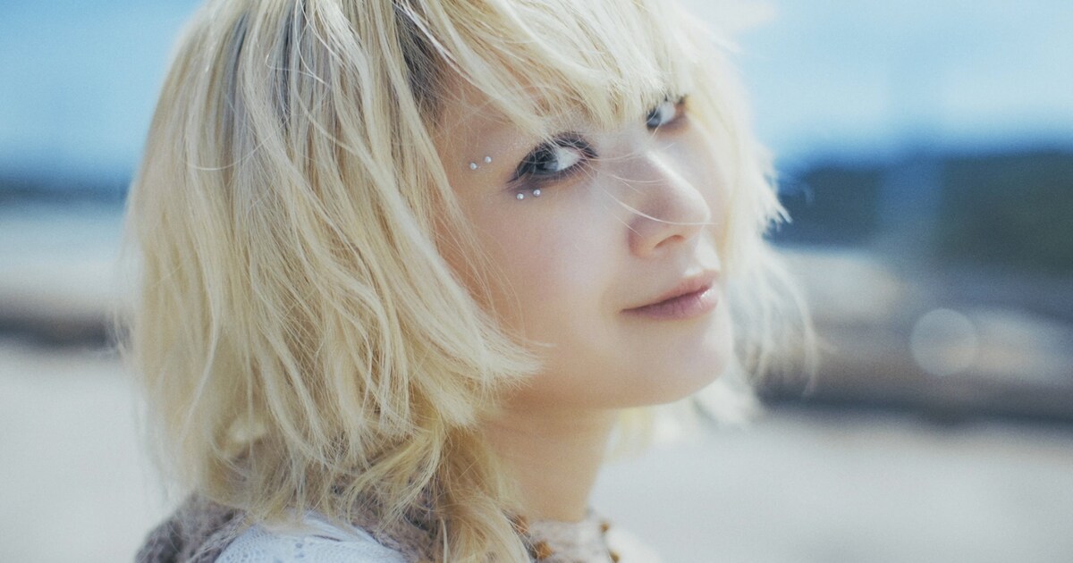 Reolが荒廃した世界をさまよう少女を救出、「青の祓魔師」OPテーマ曲MVで（コメントあり / 動画あり） - 音楽ナタリー