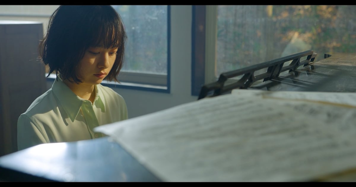 TOMOO、藤原竜也主演ドラマ「全領域異常解決室」ED曲MVのメイキング公開（動画あり） - 音楽ナタリー