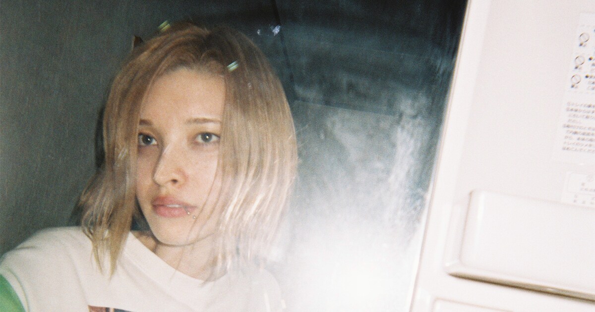 ROU clover、新曲「Cræm」配信＆MV公開（動画あり） - 音楽ナタリー
