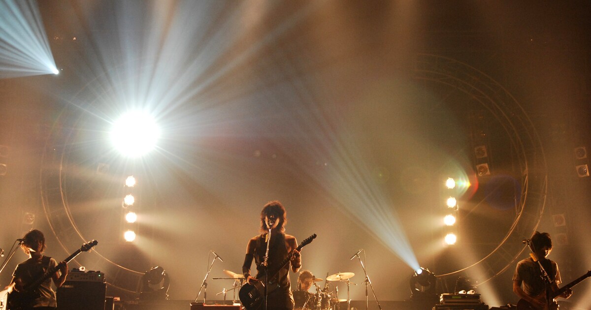 RADWIMPS新アルバムのボックス付属BDに初アリーナワンマン＆今年出演フェスの映像収録 - 音楽ナタリー