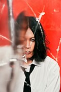 米津玄師が白シャツに黒ネクタイ、劇場版「チェンソーマン レゼ篇」主題歌のアーティスト写真