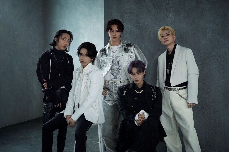 MADKID - MADKIDが「盾の勇者」4期OP曲収録の新シングルリリース、自身最大規模ワンマン開催 [画像・動画ギャラリー 1/4 ...