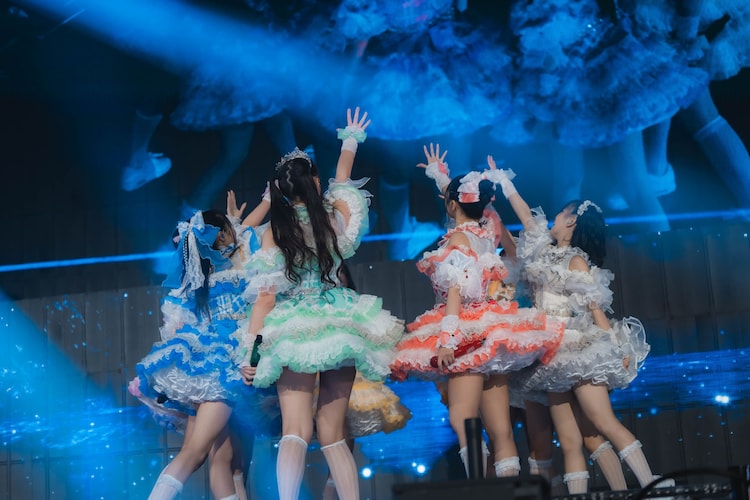 iLiFE!「ONELiFE!」より。 - iLiFE!アチアチの武道館で熱狂！怒涛のラスト――8人でさらなる高みへ [画像・動画・SNS投稿ギャラリー 7/35] - 音楽ナタリー