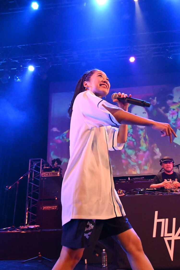 yukarin（hy4_4yh）（撮影：浦田大作） - 天国のPちゃんに届け！hy4_4yhが氣志團、竹原ピストル、RHYMESTERと忌野 ...