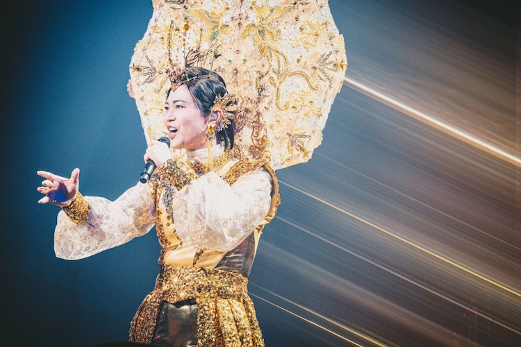 「KIYOSHI HIKAWA＋KIINA. Concert Tour 2025 ～KIINA’S LAND～」東京・LINE CUBE SHIBUYA公演の様子。 - 氷川きよしコンサート ...