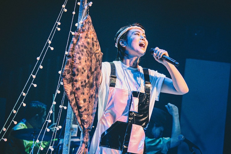 「KIYOSHI HIKAWA＋KIINA. Concert Tour 2025 ～KIINA’S LAND～」東京・LINE CUBE SHIBUYA公演の様子。 - 氷川きよしコンサート ...