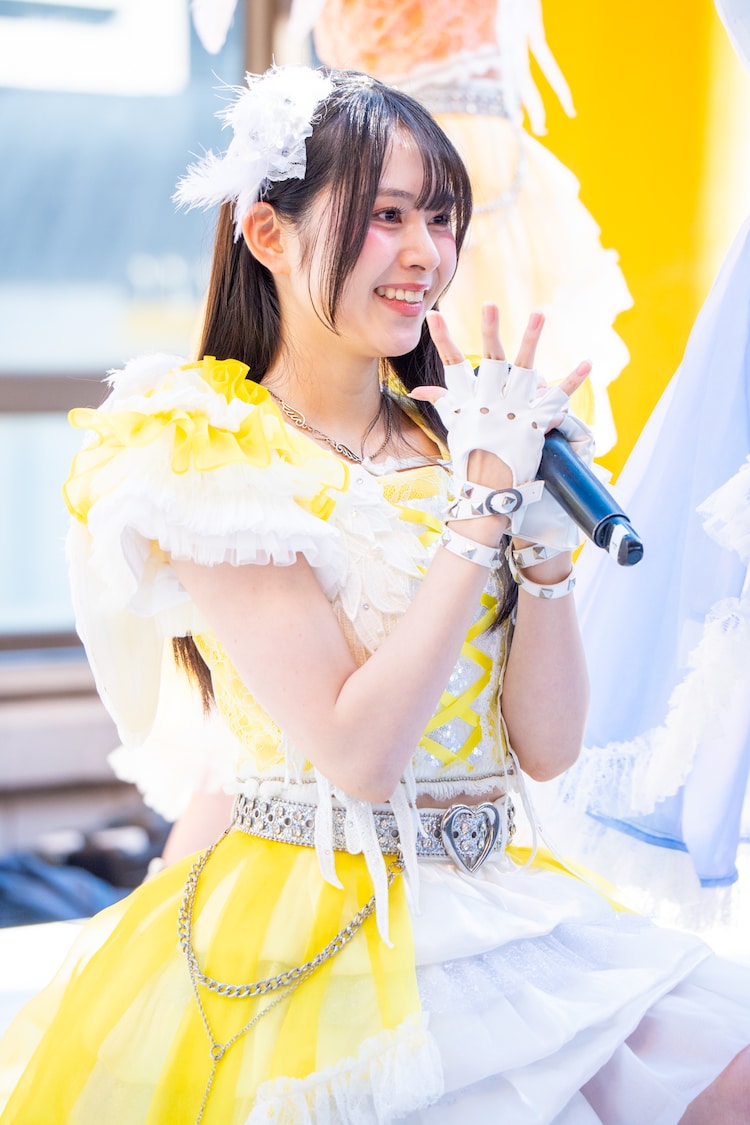 高嶋杏 - スターダストの新グループ・Straight Angeli、記念すべきリリイベ初日！笑顔と力強い歌声を届ける [画像ギャラリー 10/12] - 音楽ナタリー