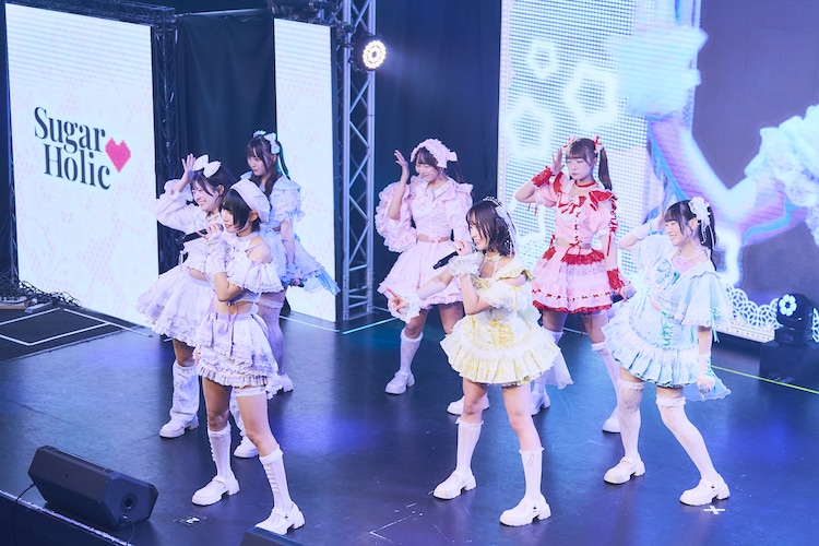 Sugar♡Holic「Welcome to Sugar♡Party!」の様子。（撮影：等々力菜里） - Sugar♡Holicデビューライブで“クセかわ”全開「もっともっと素敵な景色を作って ...