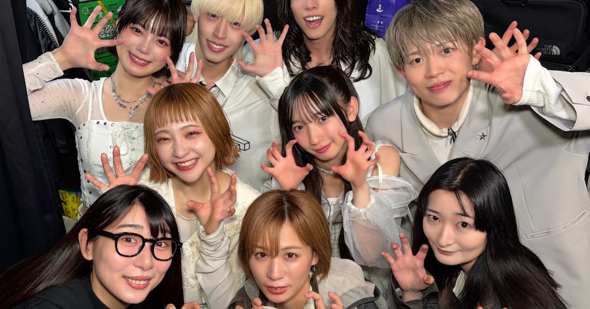 BiTE A SHOCKと元BiSHのハシヤスメ・アツコ、モモコグミカンパニー、MISATO ANDO。（撮影：外林健太） [画像ギャラリー ...