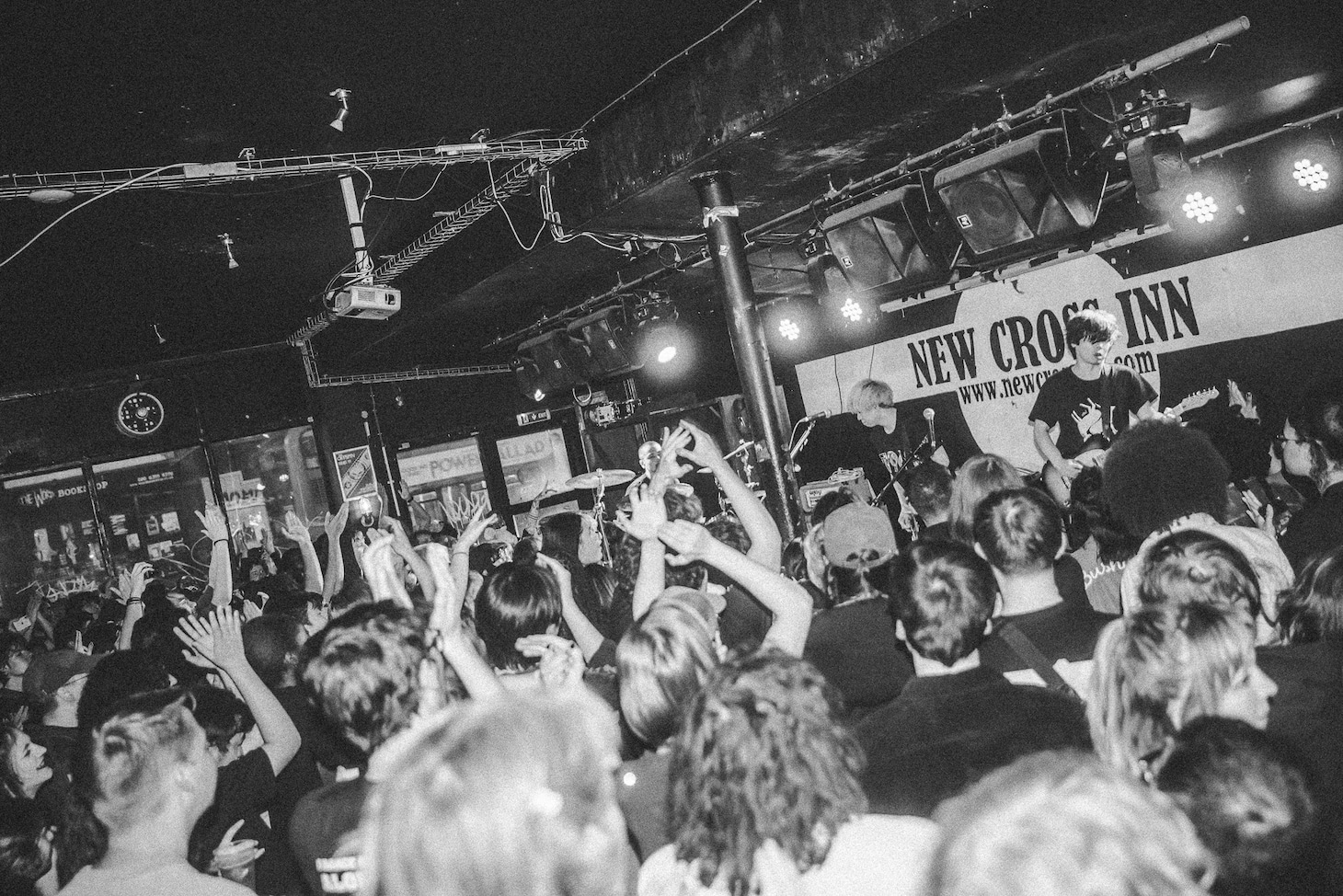 「the cabs UK TOUR 2026」初日公演の様子。（Photo by Kazma Kobayashi） [画像ギャラリー 4/6 ...