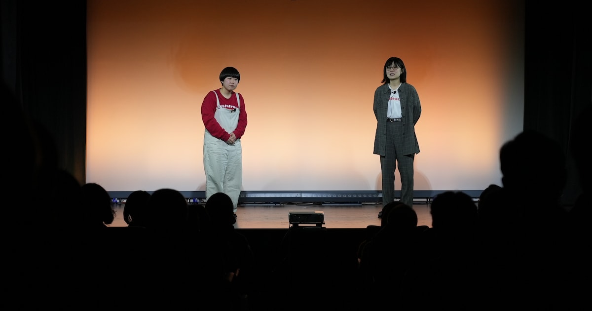 にぼしいわし、ZAZA HOUSE凱旋ライブで大阪に感謝「皆様のおかげで優勝できました」（ライブレポート / コメントあり） - お笑いナタリー