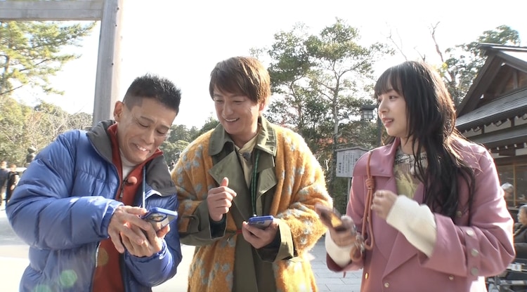 左から、柳沢慎吾、上地雄輔、岡田紗佳 - さらば森田MC 宮川大輔、藤井隆、オカリナ、柳沢慎吾ら各地でパワースポット巡り [画像ギャラリー 5 ...