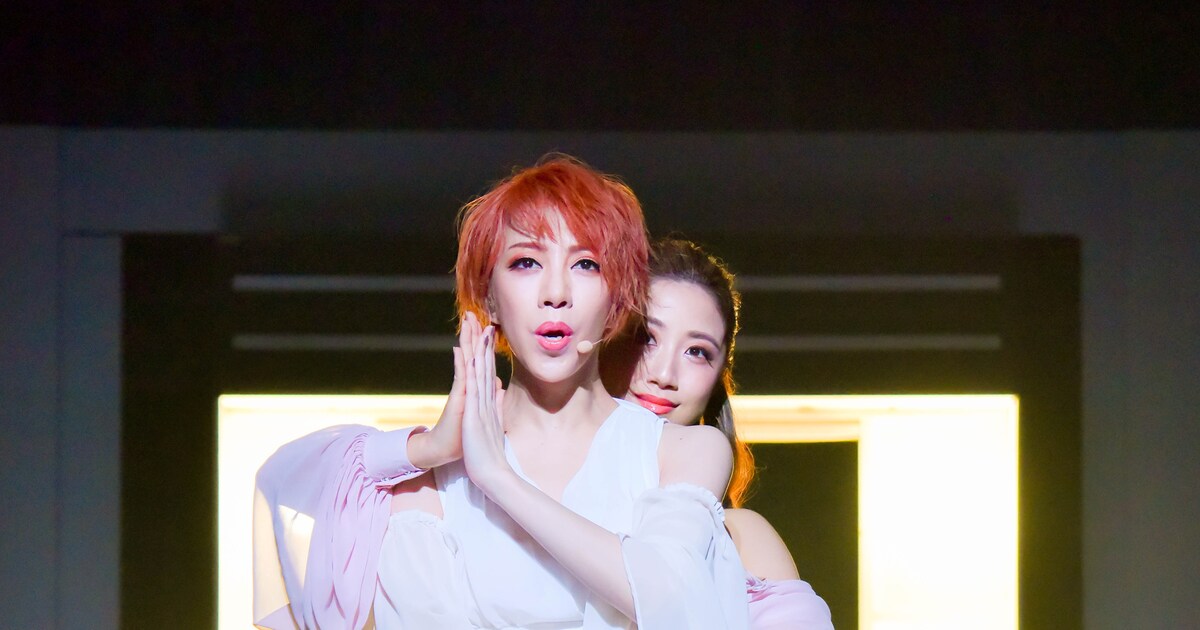 Wonderな時間をお届け！「MIYA COLLECTION」美弥るりか＆仙名彩世がダンス披露（公演レポート / コメントあり） - ステージナタリー