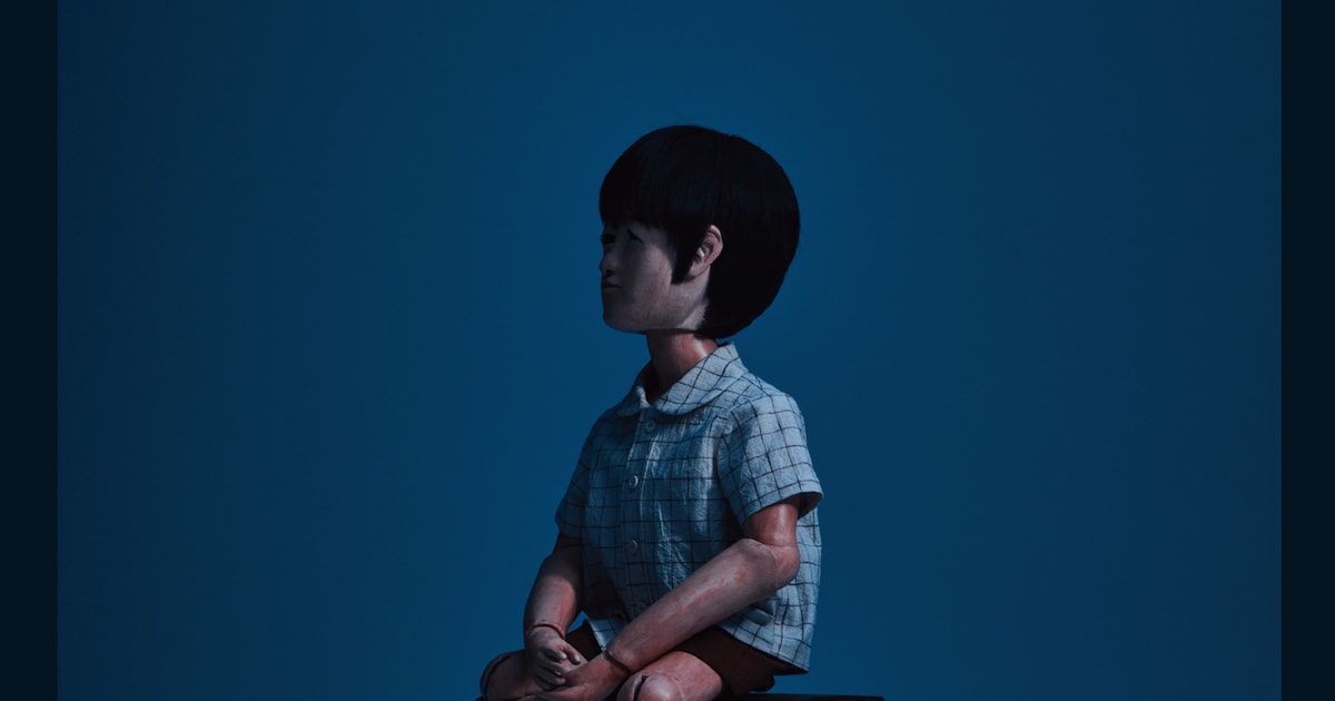 EPOCH MAN「我ら宇宙の塵」Blu-ray本日発売、「オーレリアンの兄妹」多言語字幕配信も（動画あり） - ステージナタリー